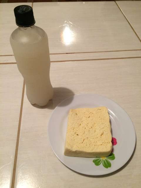 Vino de Coyol and Para Derretir Cheese - Wine and Cheese Friday